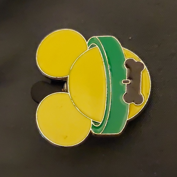 Disney | Jewelry | Disney Pluto Pin | Poshmark